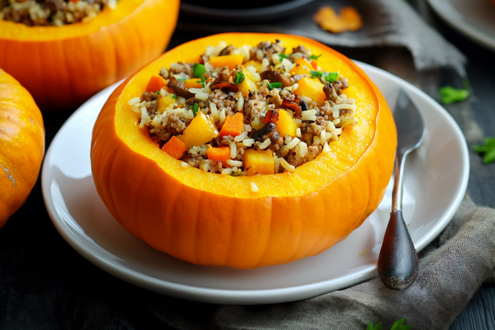 Zucca ripiena con riso, verdure e carne - Gustour Conad